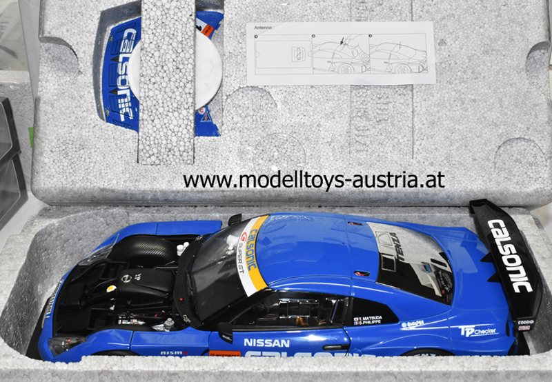 Nissan Skyline R35 GT-R Super GT 2008 CALSONIC blue 1:18 Nissan Skyline R35 GT-R Super GT 2008 CALSONIC blue 1:18